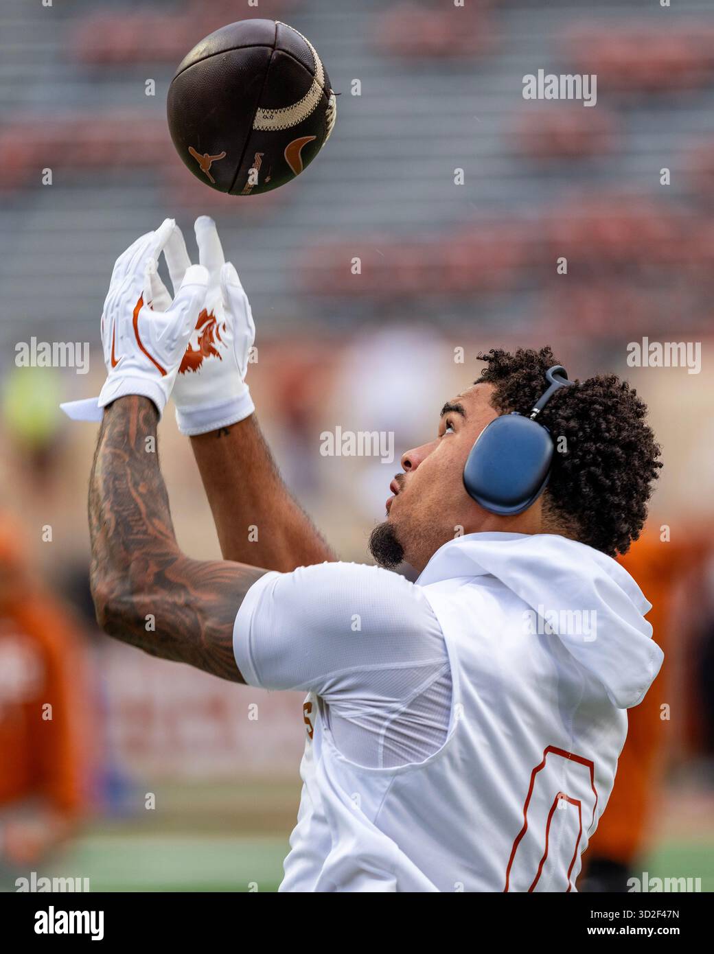 Nov 1, 2025. DeAndre Moore Jr (0) of the Texas Longhorns during pre ...