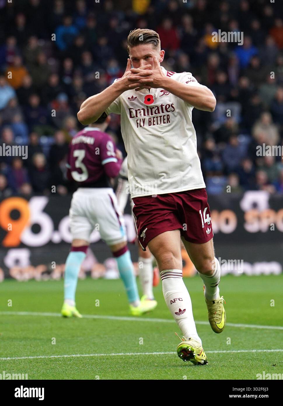 Arsenal's Viktor Gyokeres celebrates scoring their side's first goal of ...