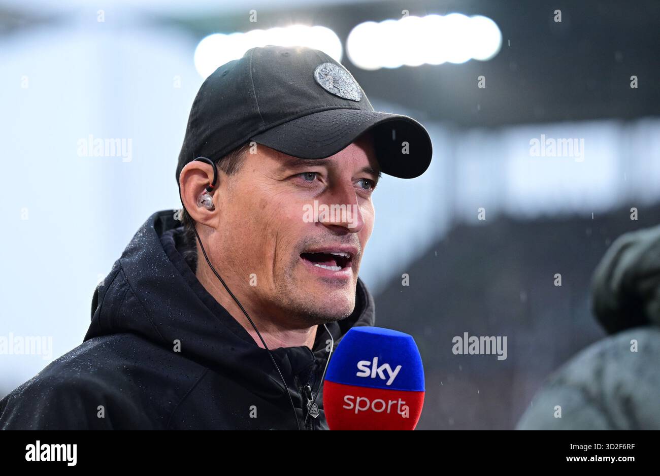 Trainer [coach] Alexander Blessin (St. Pauli) Hamburg, November 1, 2025 ...