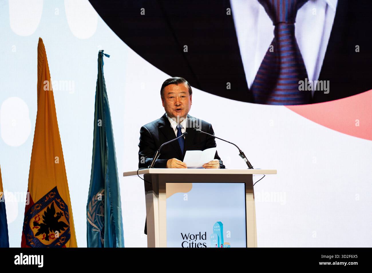 Bogota, Colombia. 31st Oct, 2025. China's Minister of Housing and Urban ...