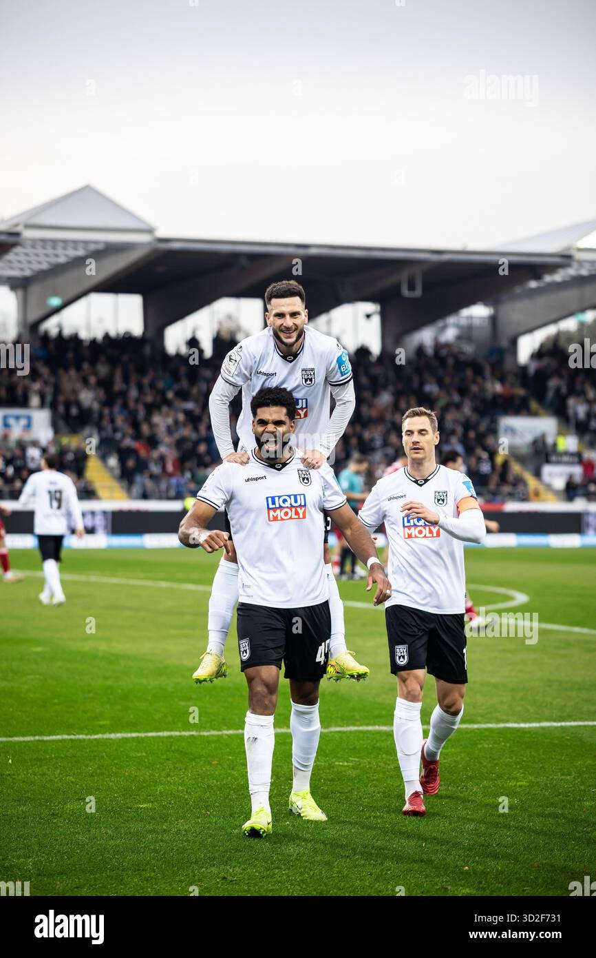 01.11.2025, Fussball, Saison 2025/2026, 3. Liga, Donaustadion Ulm, 13. Spieltag, SSV Ulm 1846 ...