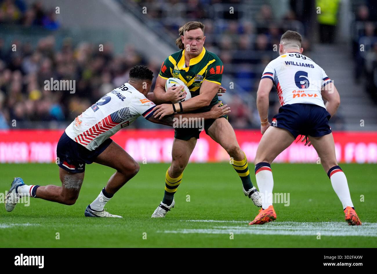 Australia's Reuben Cotter in action with England's Kai Pearce-Paul ...