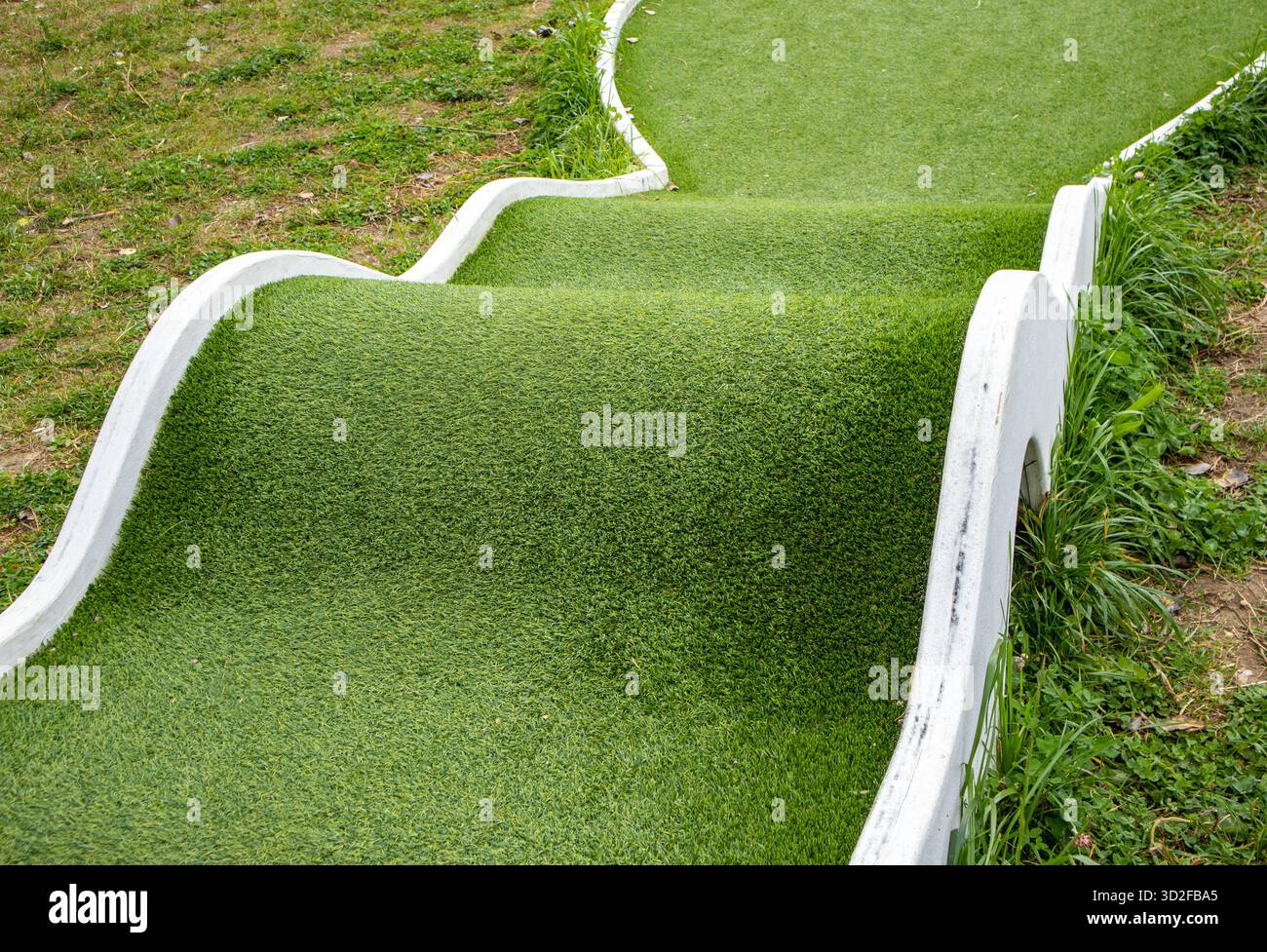 Mini golf tunnel hi-res stock photography and images - Alamy