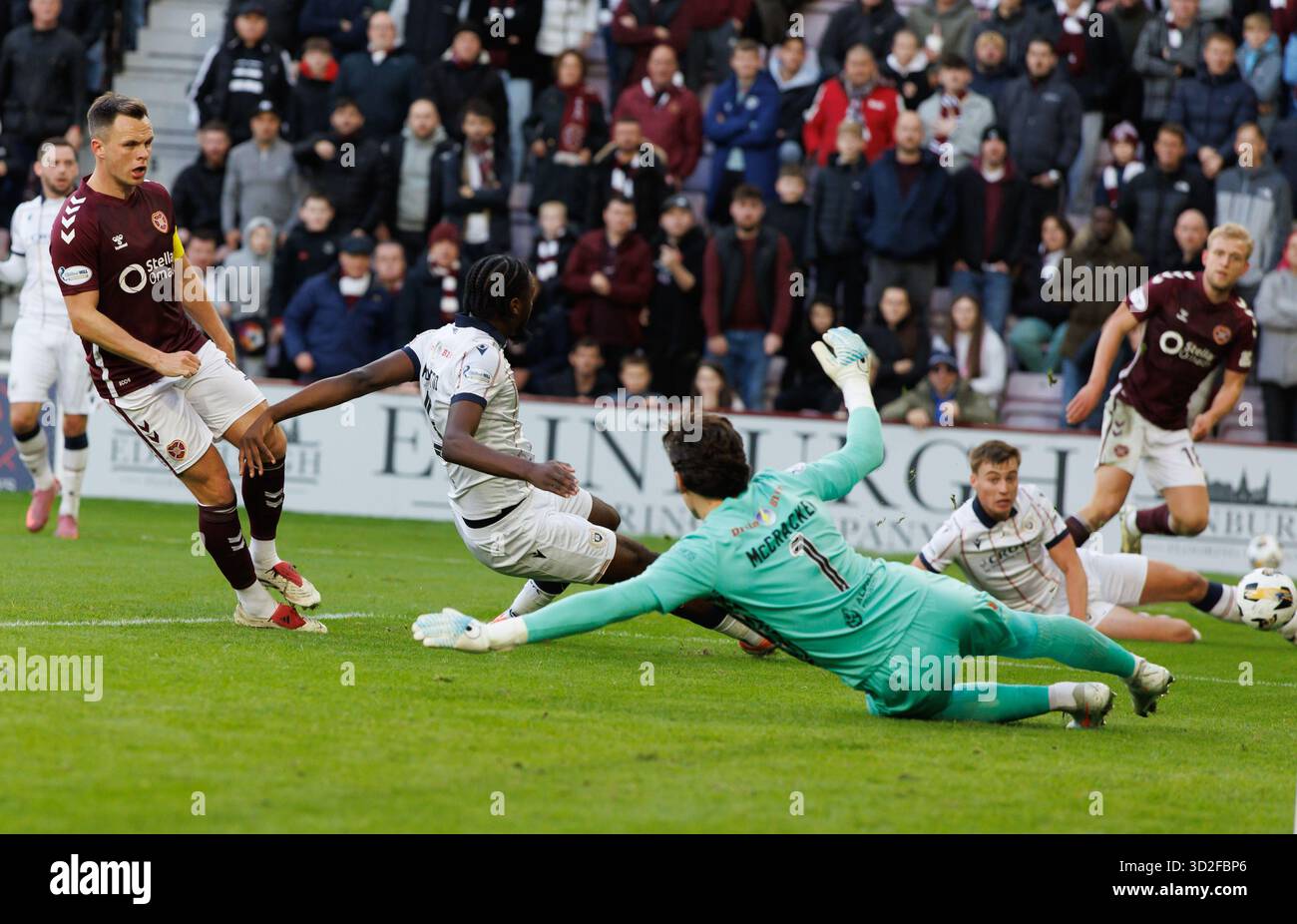 Heart of Midlothian's Lawrence Shankland goes close during the William Hill Premiership match at ...