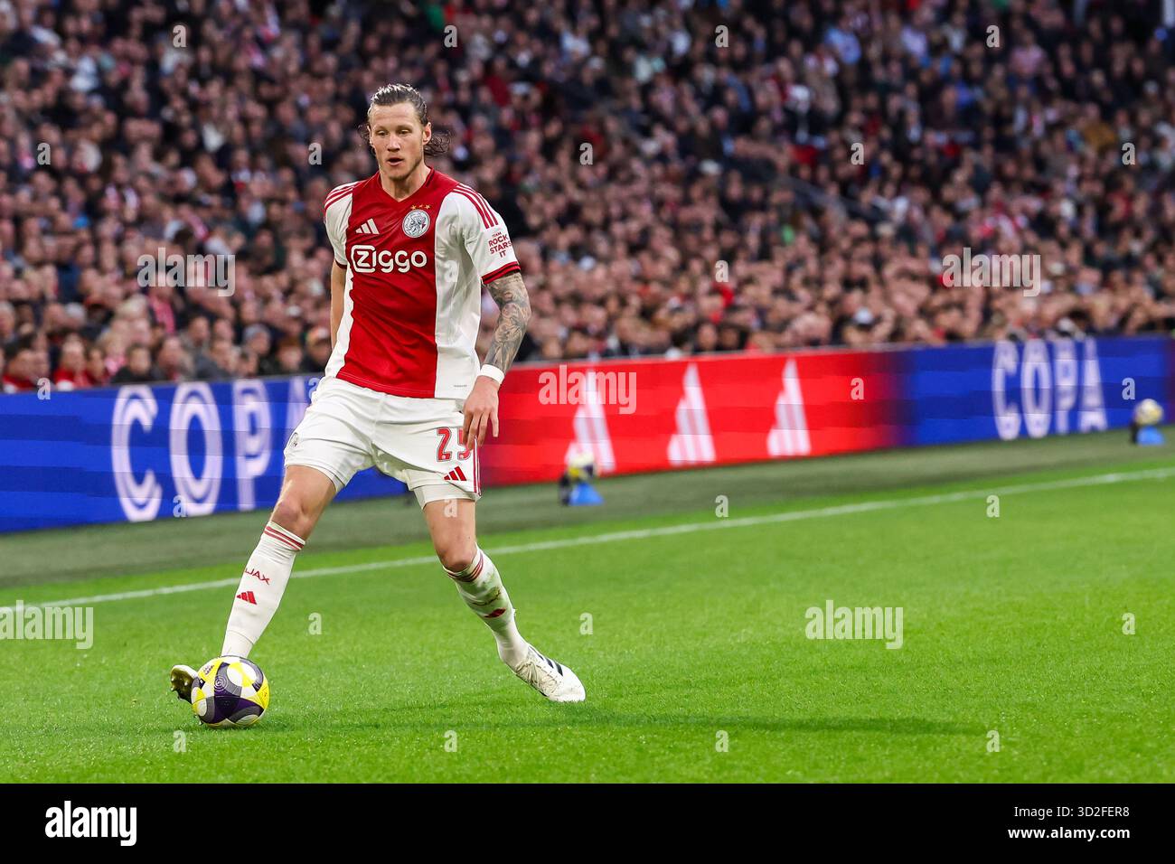 AMSTERDAM, NETHERLANDS - NOVEMBER 1: Wout Weghorst of AFC Ajax runs ...