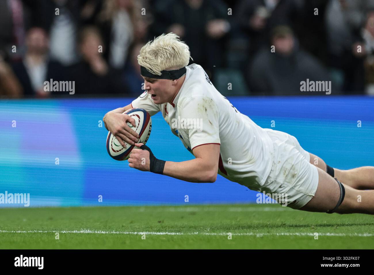 Henry Pollock of England goes over for a try during the Quilter Nations ...