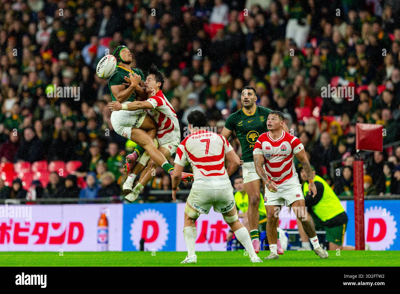 London, England, UK, 31 October 2025. Kurt-Lee Arendse of South Africa ...