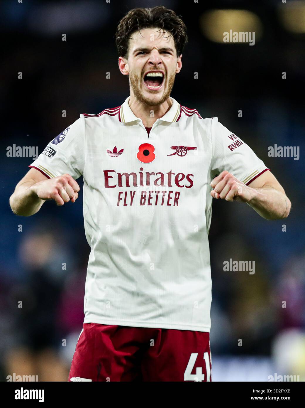 Declan Rice of Arsenal celebrates 0-2 win after the Premier League ...