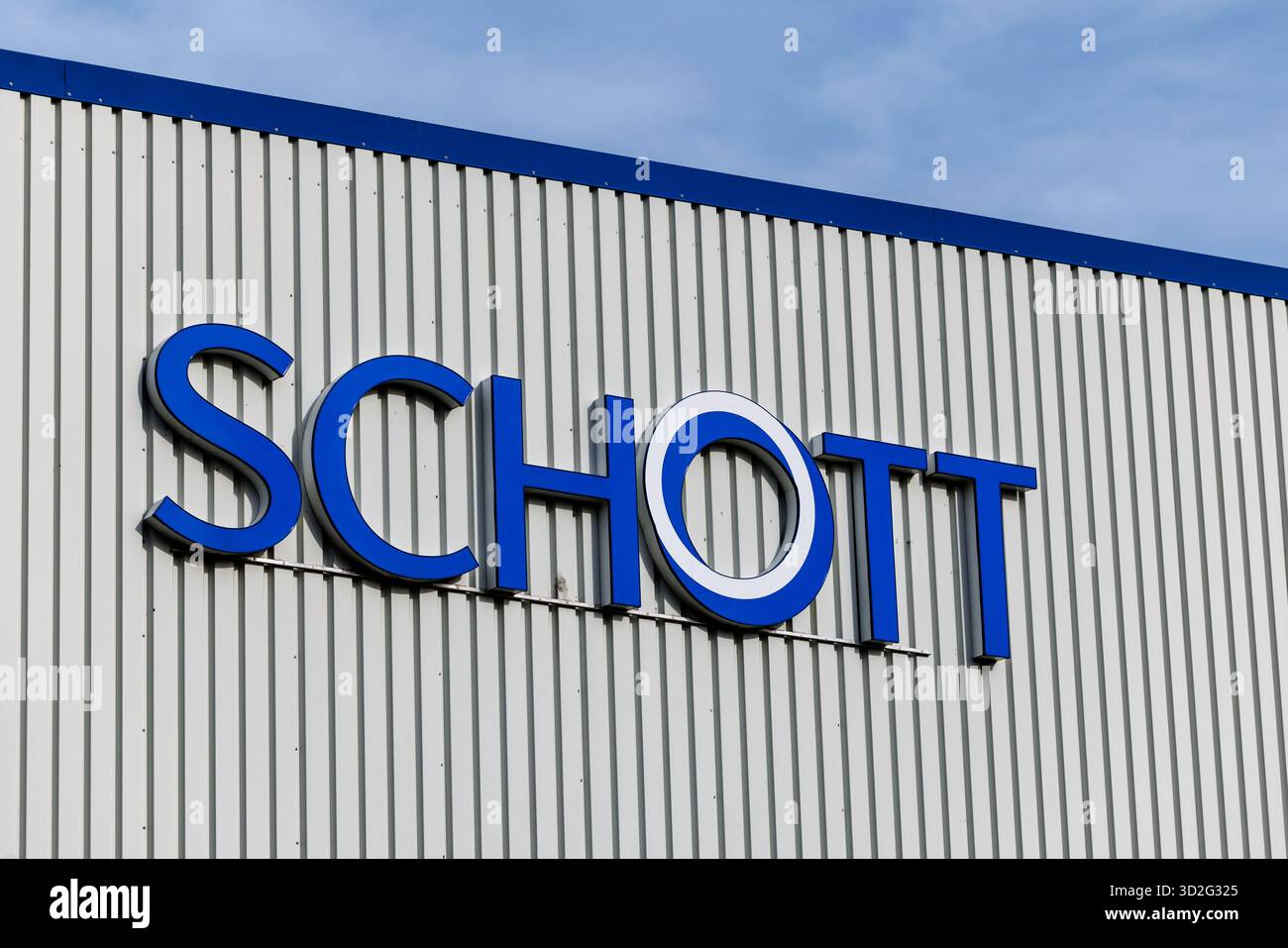 Mitterteich, Germany. 31st Oct, 2025. The lettering and logo of the ...