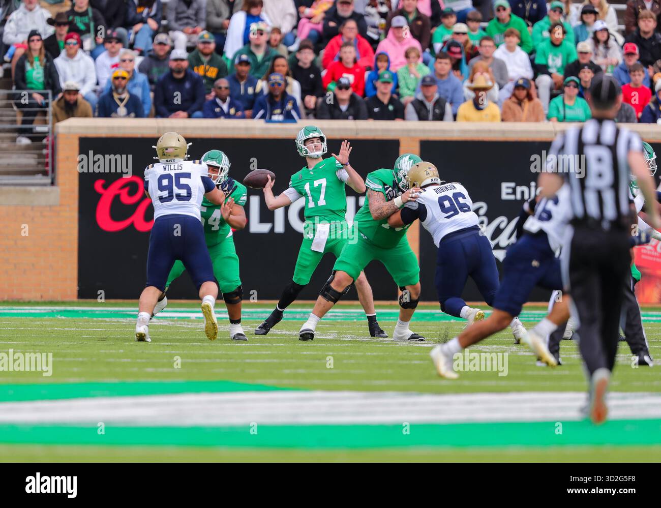 November 01, 2025:.North Texas Mean Green quarterback Drew Mestemaker ...