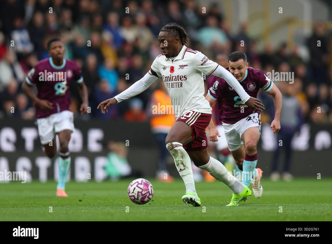 Burnley, UK. 1st Nov, 2025. Eberechi Eze of Arsenal during the Burnley ...