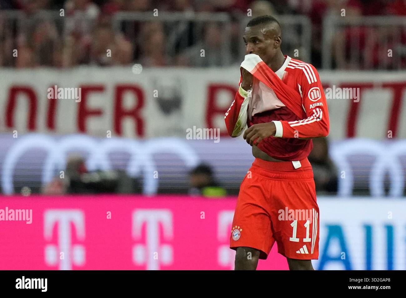 Bayern's Nicolas Jackson celebrates after scoring his side's second ...