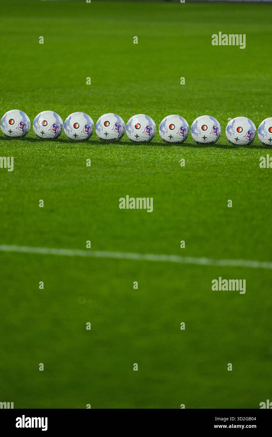 Rotterdam - Balls during the eleventh competition round of the 2025/ ...