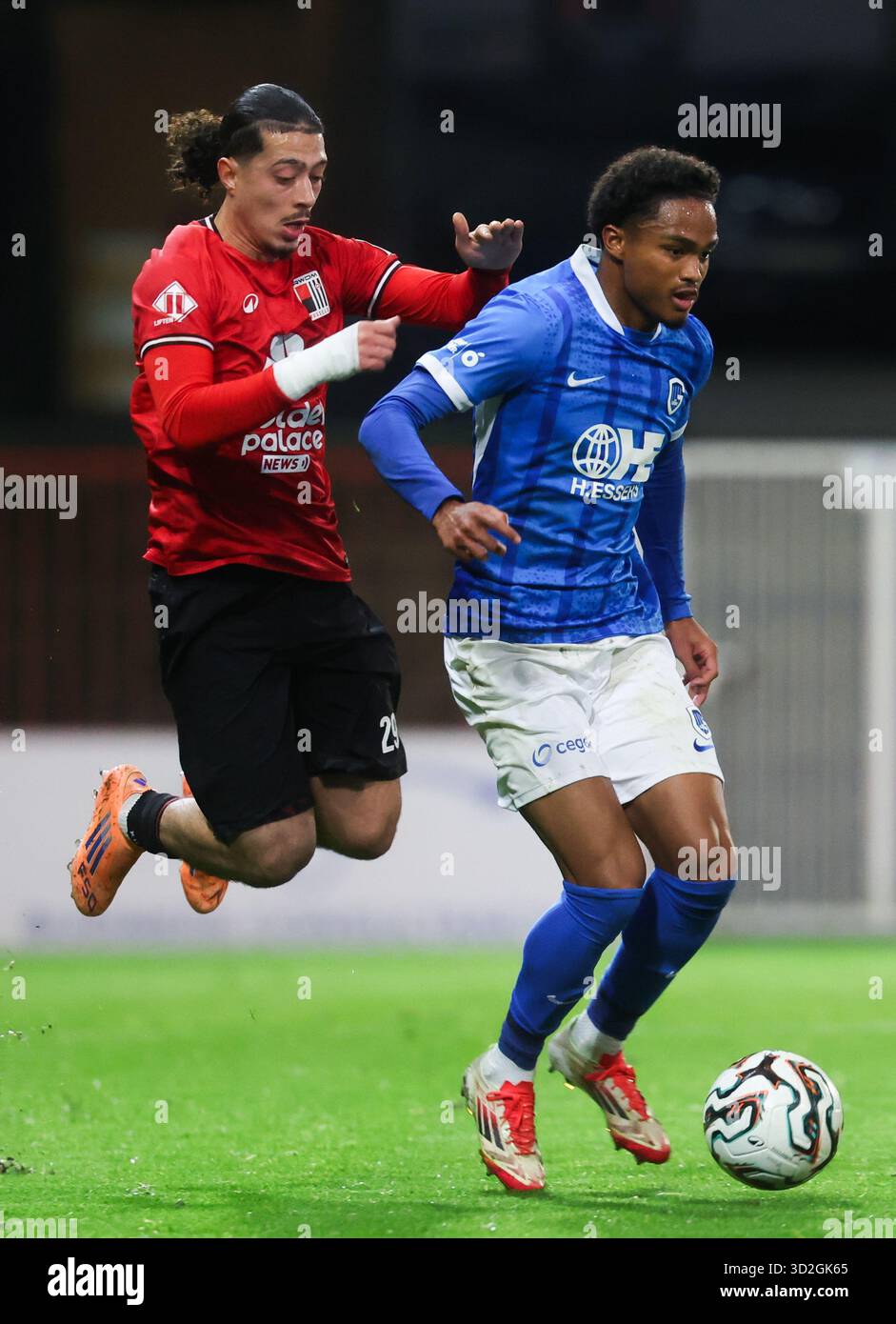 Rwdm's Yacine Chaib and Jong Genk's Kayden Pierre fight for the ball ...