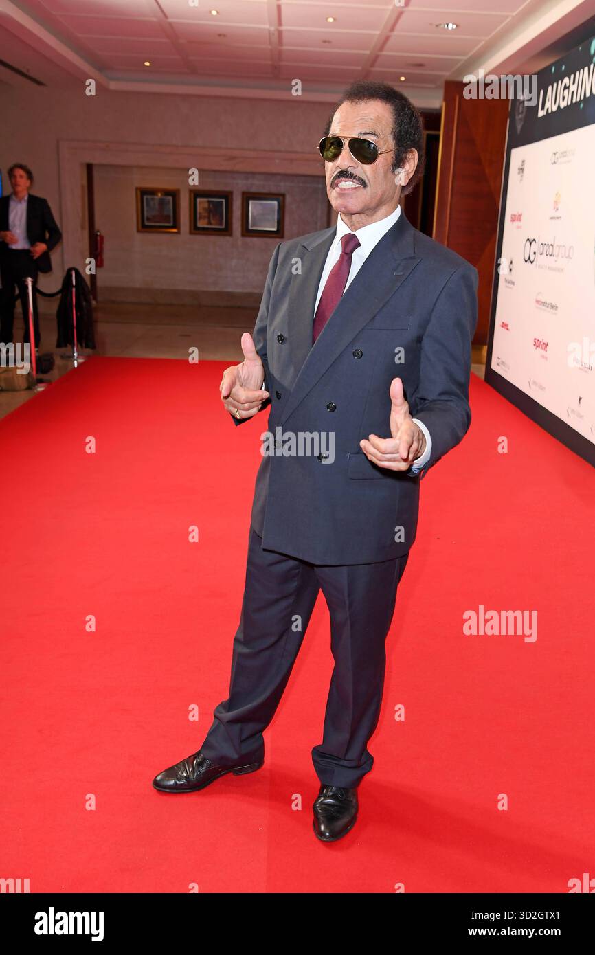 Kalle Schwensen bei der LAUGHING HEARTS CHARITY GALA im JW Marriott ...