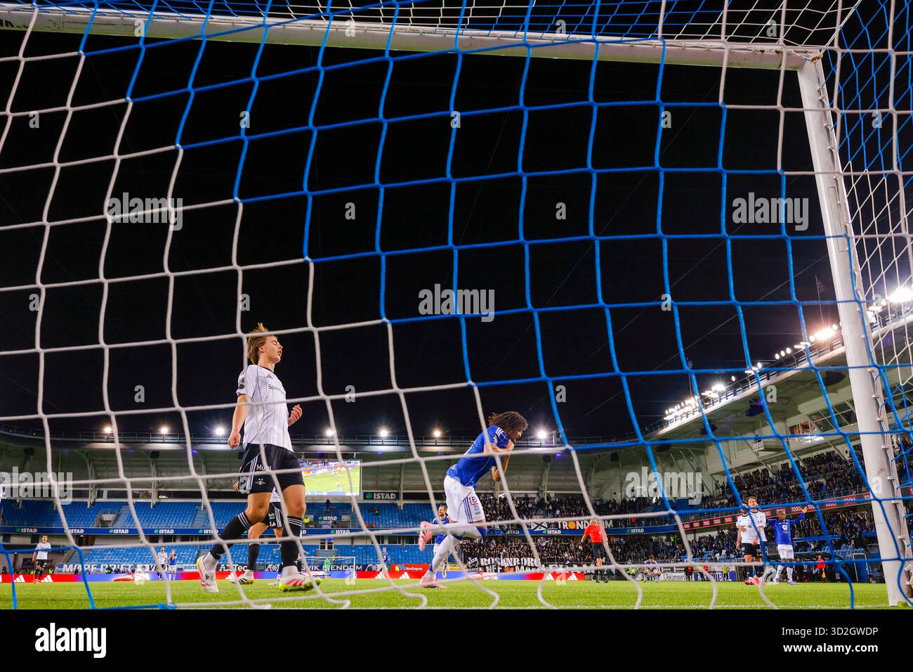 Molde 20251101. Molde's Alwande Roaldsøy scores in the Elite Series ...