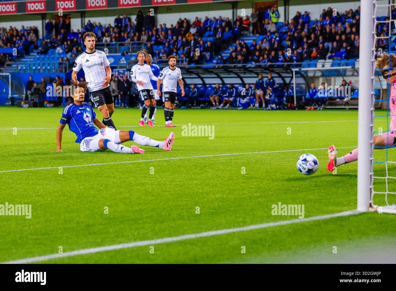 Molde 20251101. Molde's Alwande Roaldsøy scores on Rosenborg's ...