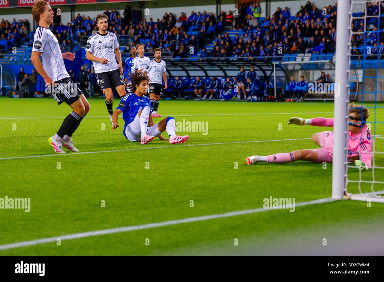 Molde 20251101. Molde's Alwande Roaldsøy scores on Rosenborg's ...
