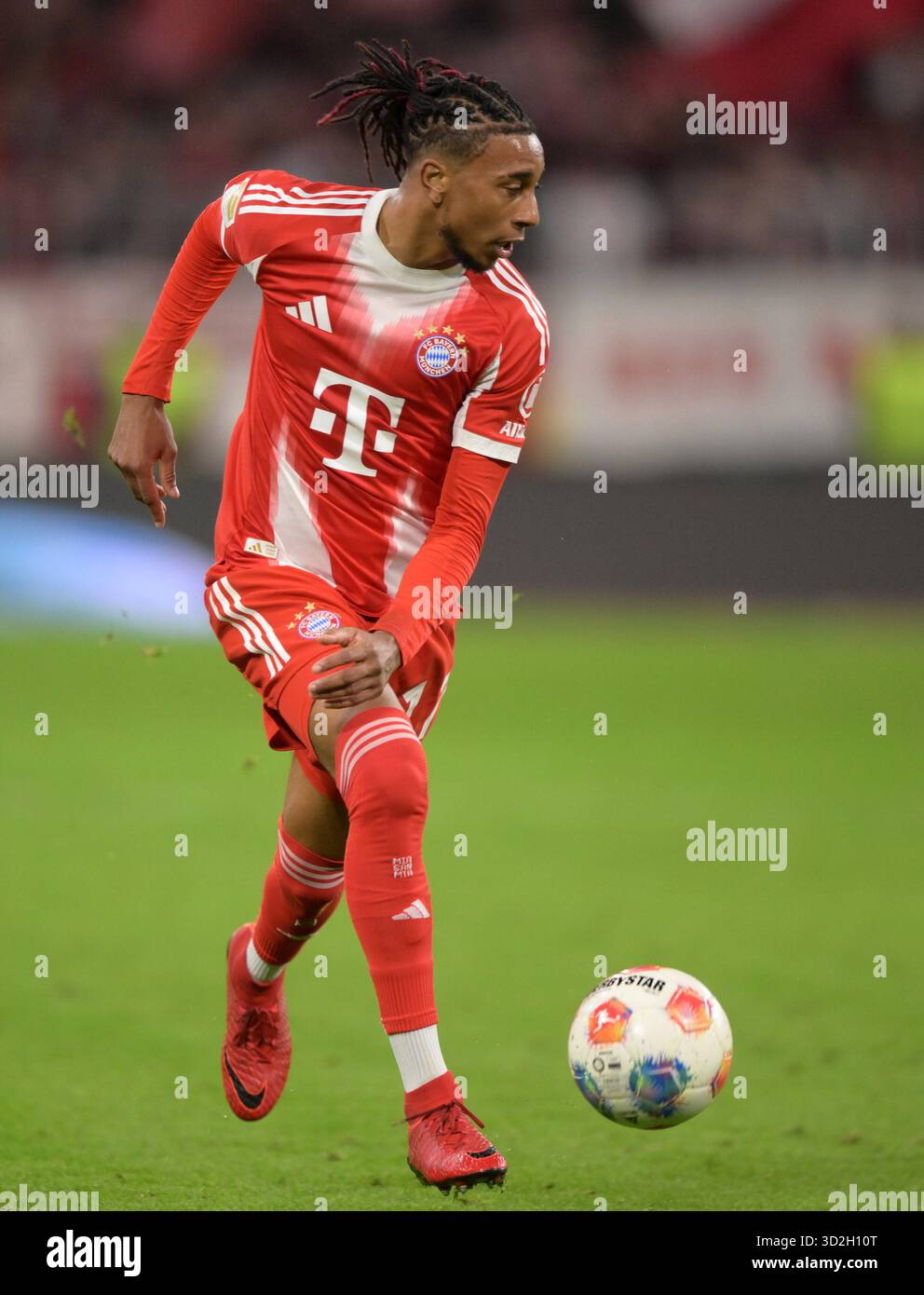 Michael Olise (Bayern) Munich, November 1, 2025, Soccer, Bundesliga ...