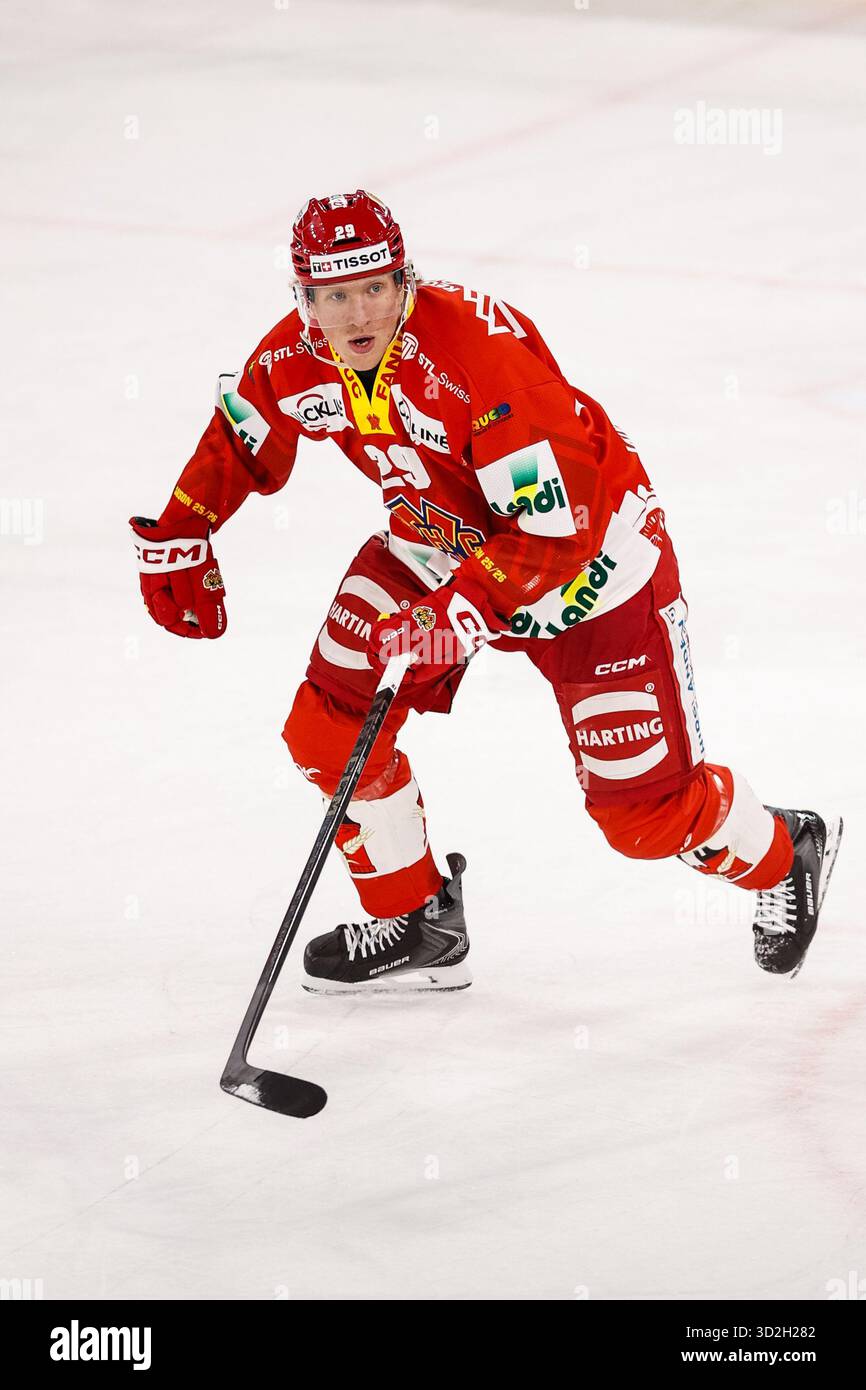 31/10/2025, Biel/Bienne, Tissot Arena, NL: EHC Biel-Bienne - SC Bern, #29 Marcus Sylvegard (Biel ...