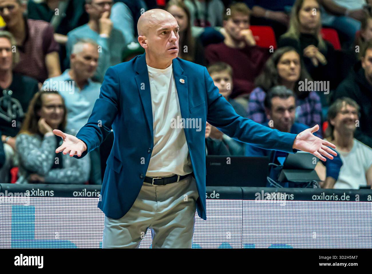 Chemnitz, Deutschland 01. November 2025: 1.BBL - 2025/2026 - Niners ...