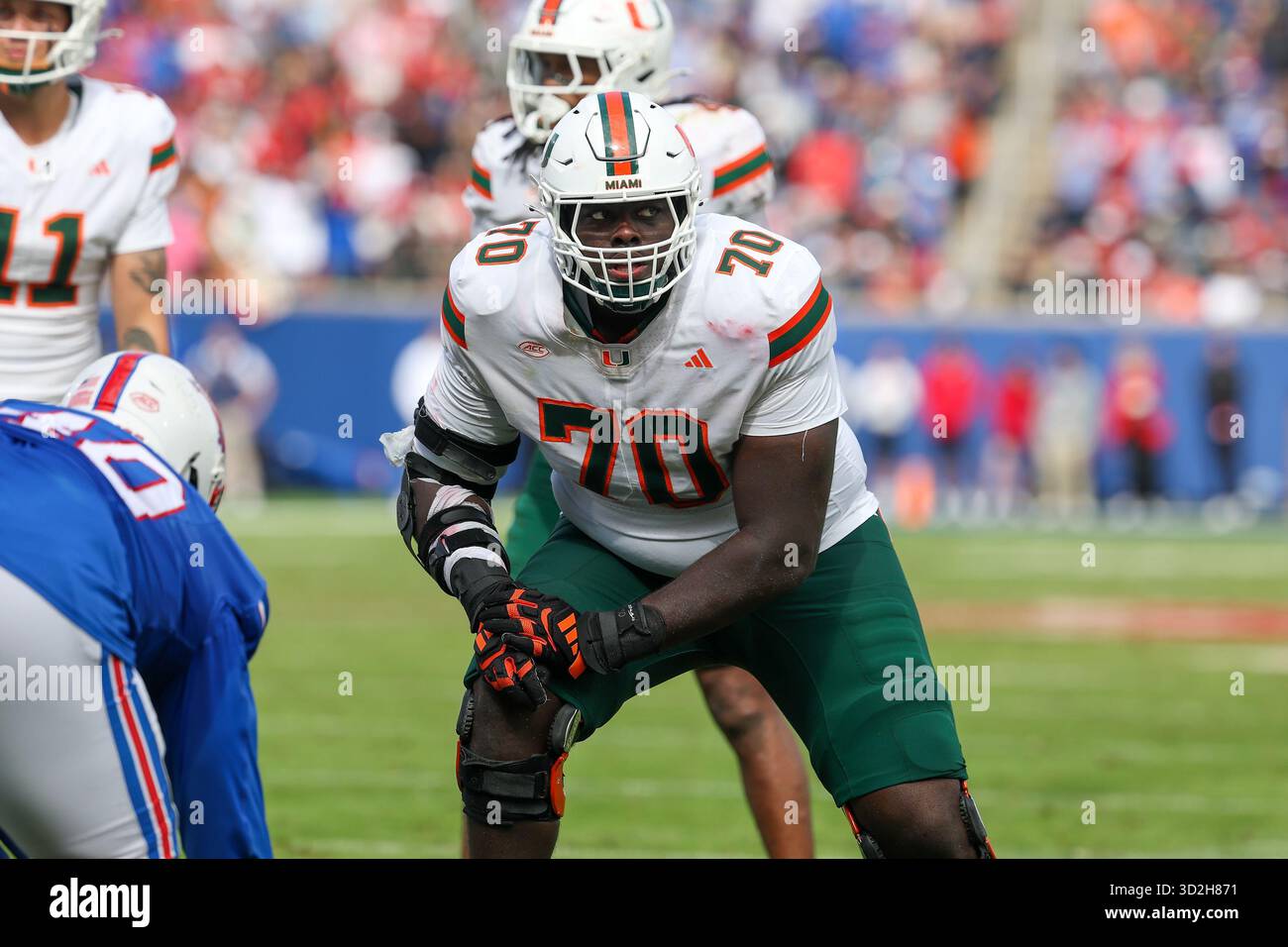November 1, 2025: Miami Hurricanes offensive lineman Markel Bell (70 ...