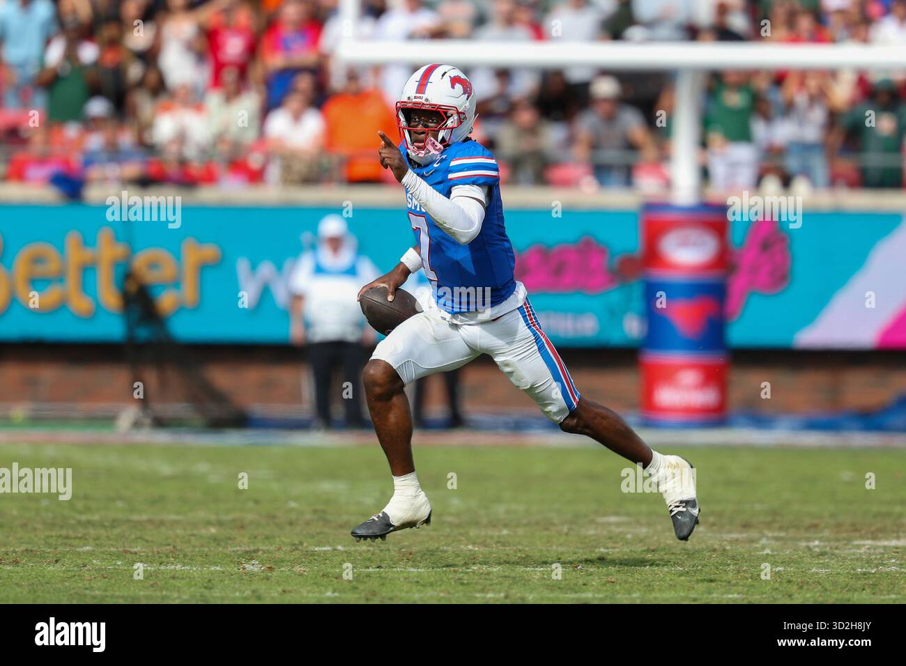 November 1, 2025: Southern Methodist Mustangs quarterback Kevin ...