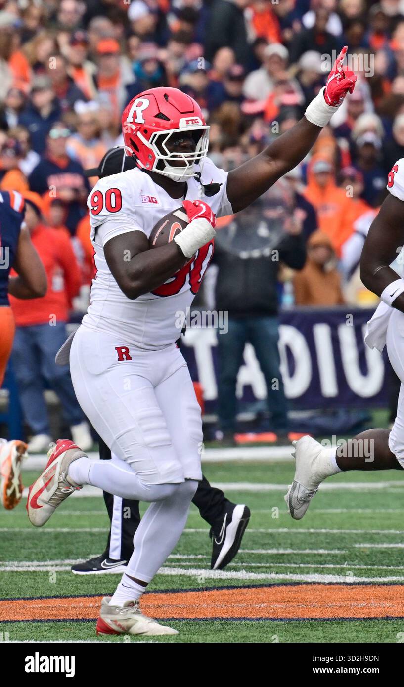 CHAMPAIGN, ILL - NOVEMBER 01: Rutgers defensive lineman Farell Gang (90 ...