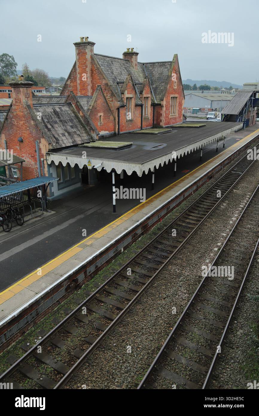 Railway station at axminster hi-res stock photography and images - Alamy