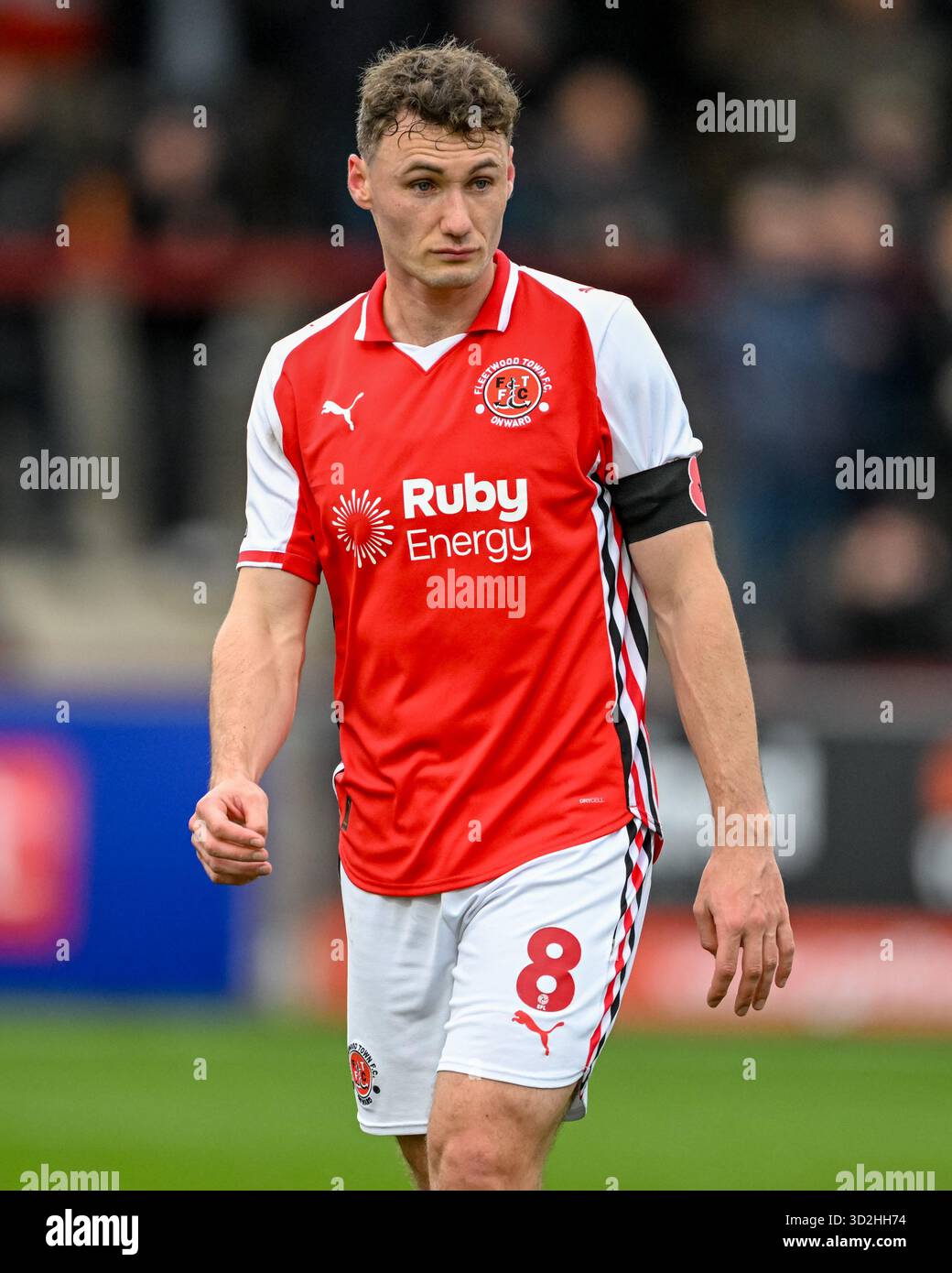 Matty Virtue of Fleetwood Town with poppy armband during the Emirates ...