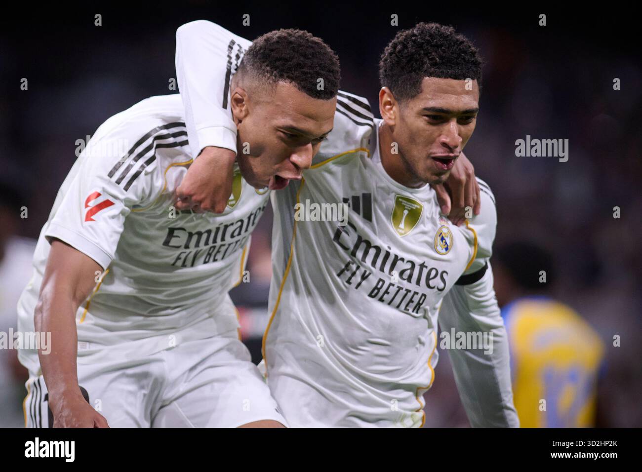Real Madrid CF’s Kylian Mbappe (l) and Jude Bellingham celebrate goal ...