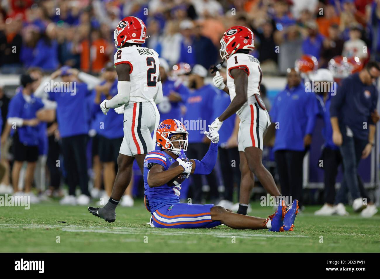 JACKSONVILLE, FL - NOVEMBER 01: between the Florida Gators and the ...