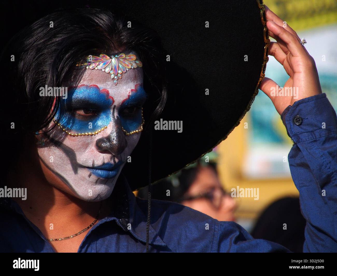 Lima, Peru. 01st Nov, 2025. A male Catrina (Catrin) at a festival ...