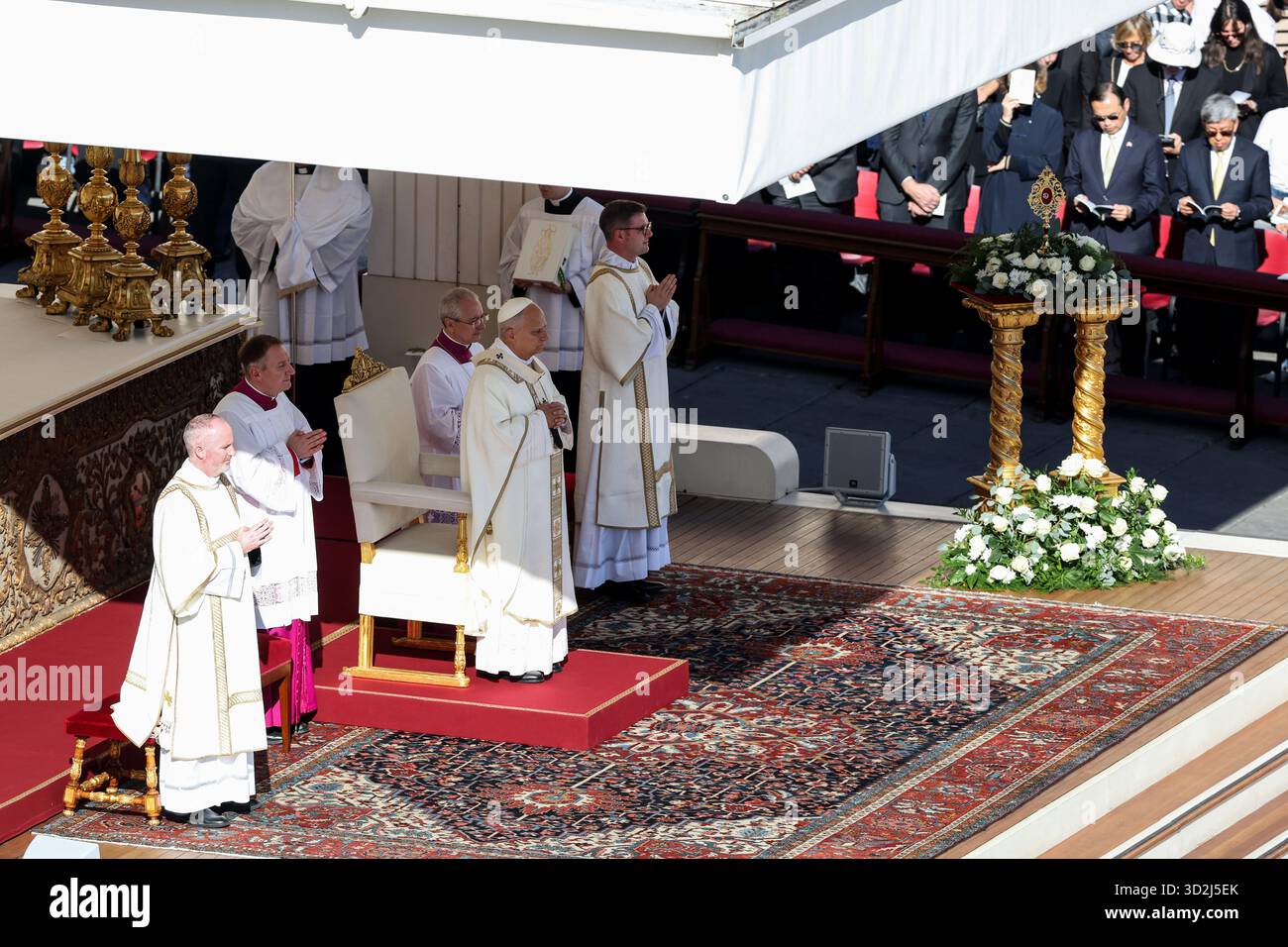 Pope Leo XIV presides over Mass in St. Peter's Square on the Solemnity ...