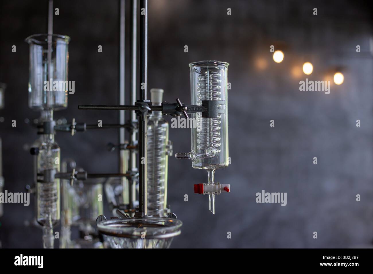 Selective focus glass tubes for coffee shop distillation equipment ...