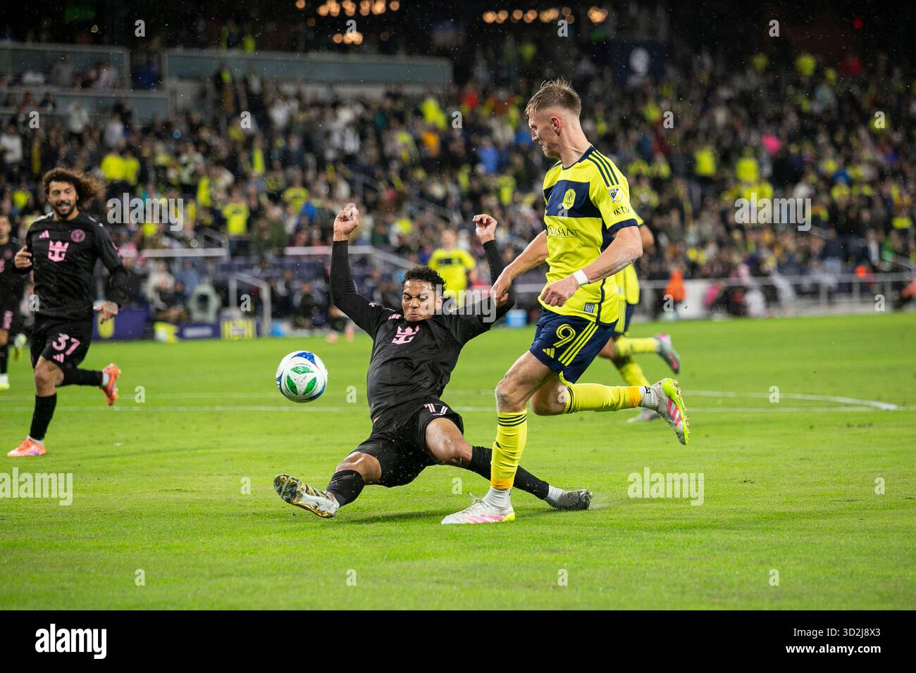 Inter Miami CF defender Ian Fray (17) and Nashville SC forward Sam ...