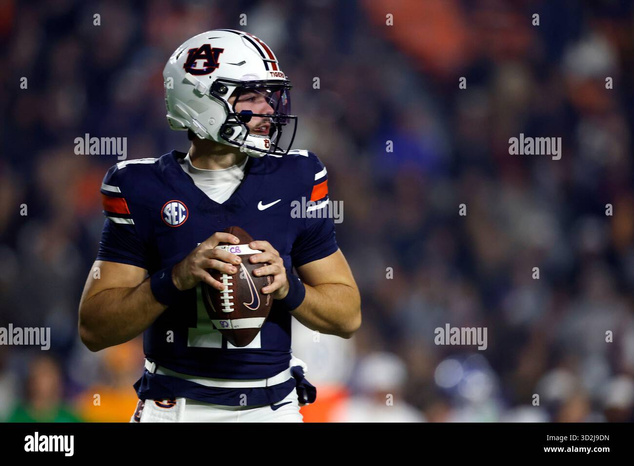 Auburn quarterback Jackson Arnold looks to pass during the second half ...