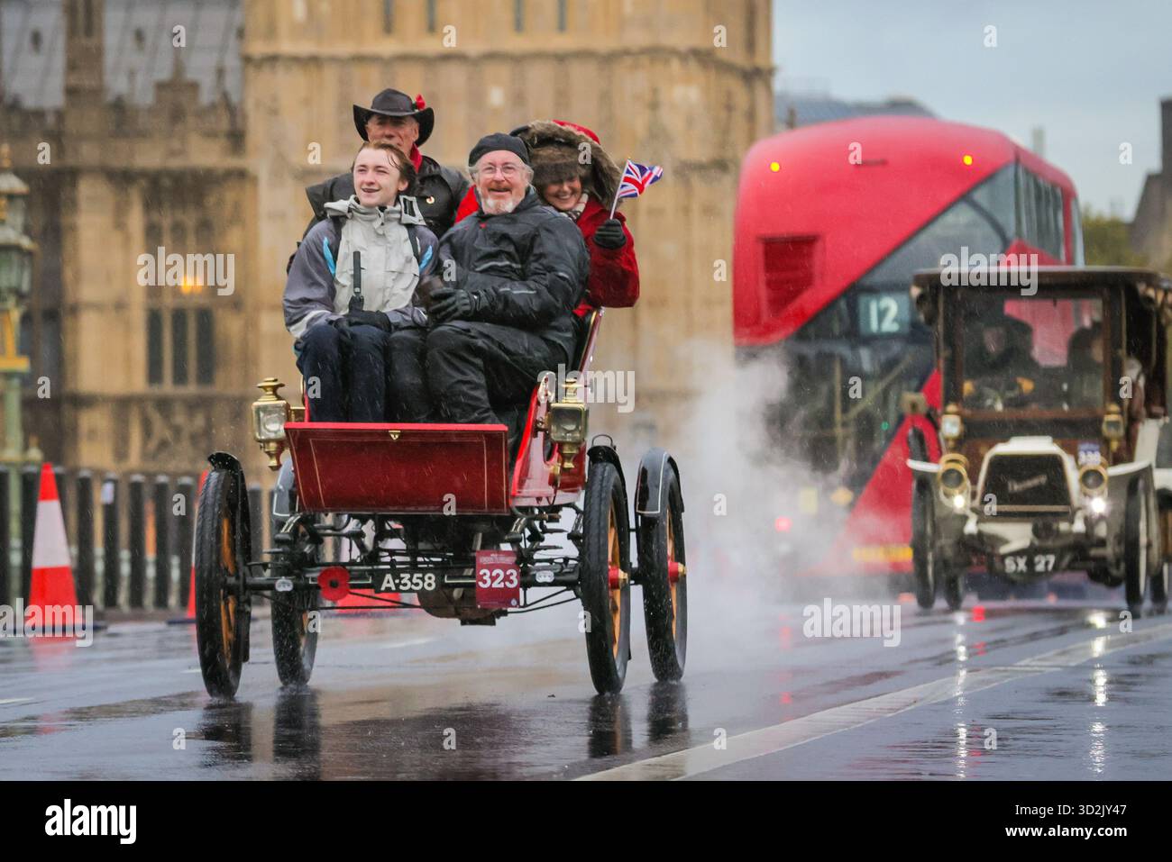 London to brighton vintage car rally 2025 hi-res stock photography and ...