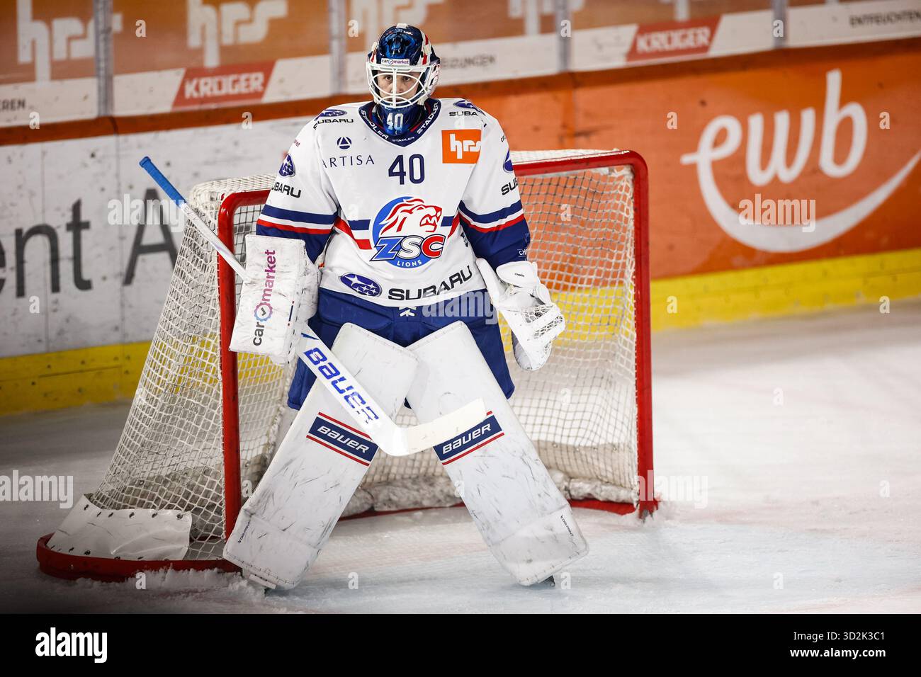 01/11/2025, Bern, PostFinance Arena, NL: SC Bern - ZSC Lions, #40 ...