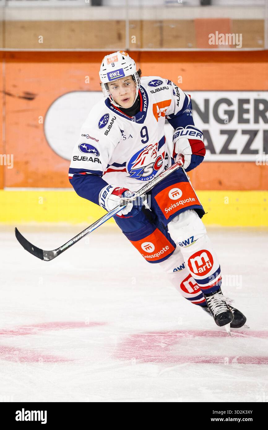 01/11/2025, Bern, PostFinance Arena, NL: SC Bern - ZSC Lions, #9 ...
