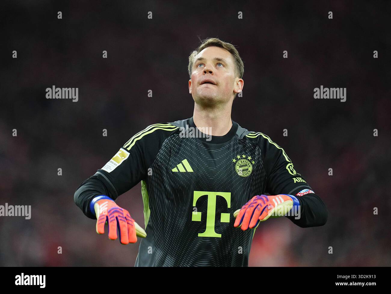 November 01 2025: Manuel Neuer of Bayern Munich looks on during a 1 ...