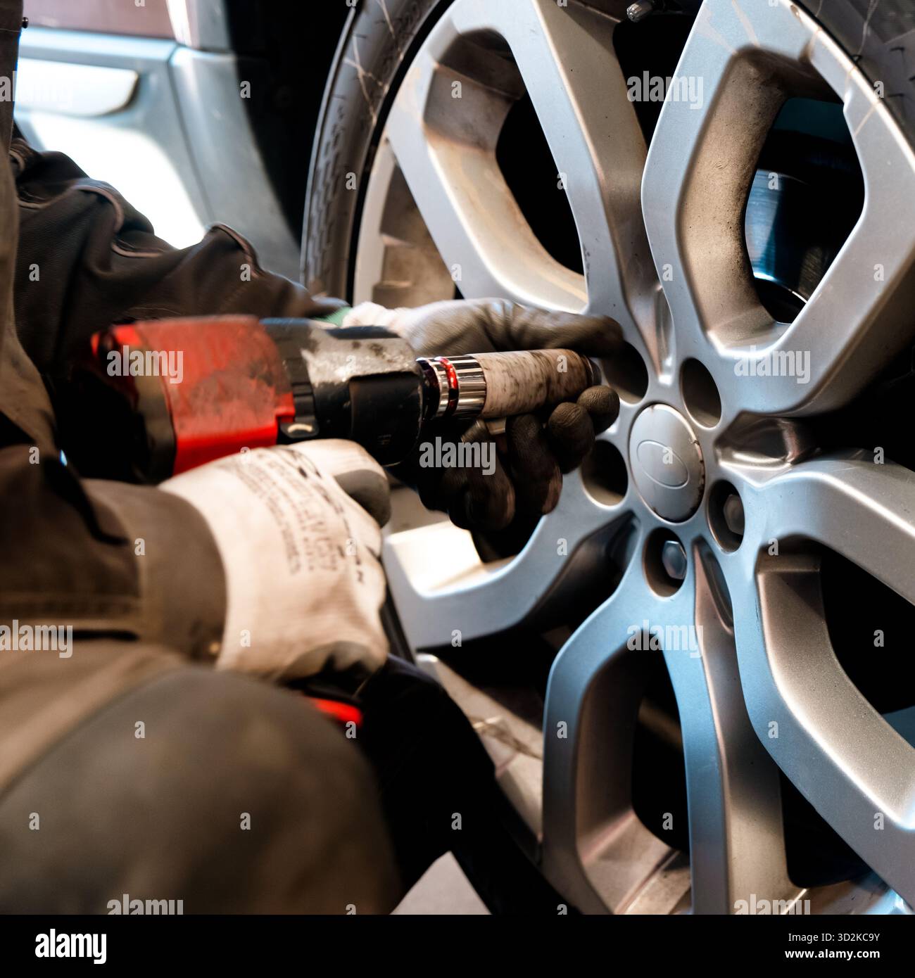Seasonal tire replacement car hi-res stock photography and images - Alamy