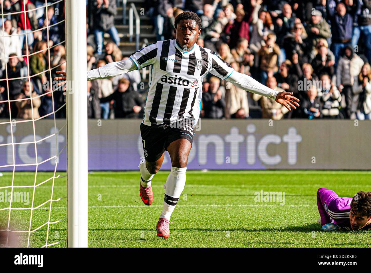 ALMELO, NETHERLANDS - NOVEMBER 2: Bryan Limbombe of Heracles Almelo ...