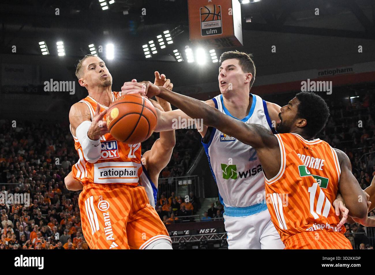 01.11.2025, ratiopharm arena, Neu-Ulm, GER, BBL, ratiopharm Ulm vs ...