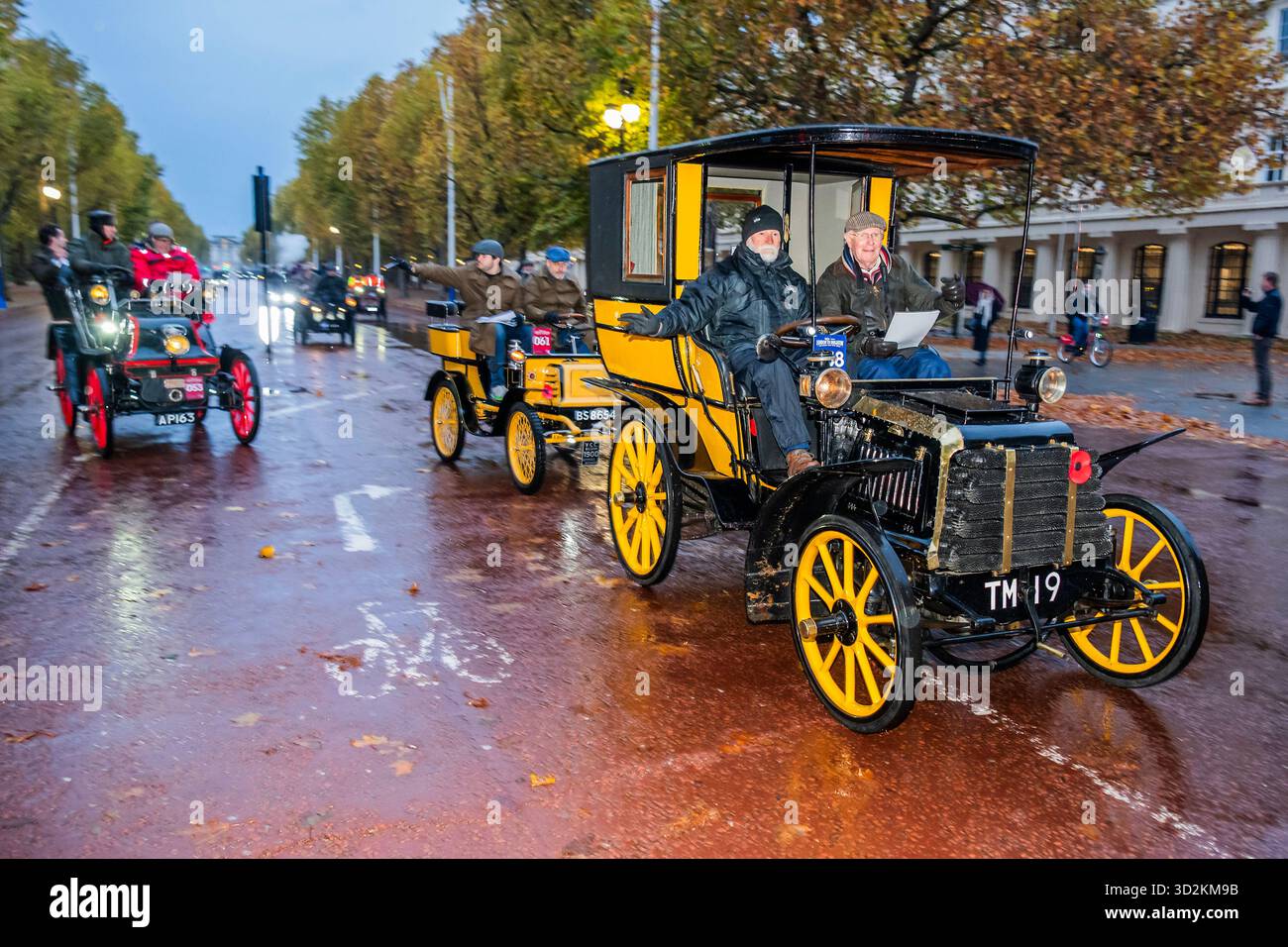 1900 Panhard-Levassor owned by The Shuttleworth Collection and others ...