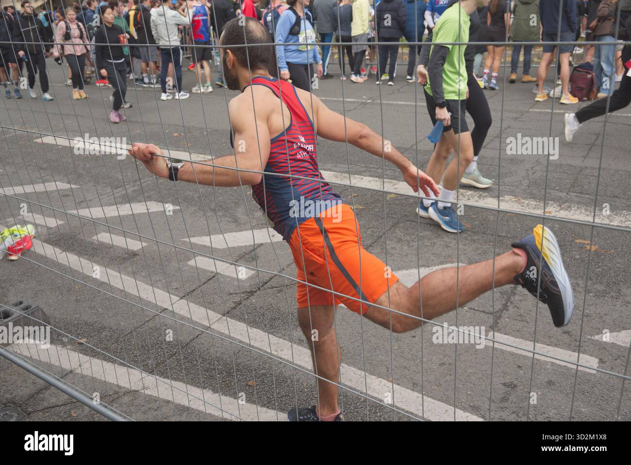 PARIS ON RELAY: THE EKIDEN UNDER THE WATCHFUL EYE OF THE IRON LADY ...
