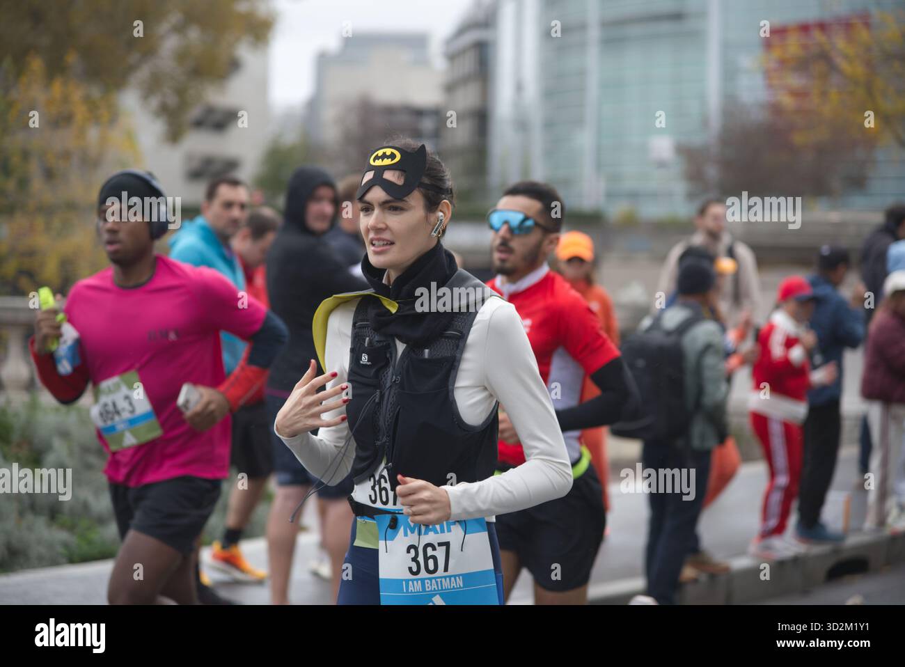 PARIS ON RELAY: THE EKIDEN UNDER THE WATCHFUL EYE OF THE IRON LADY ...