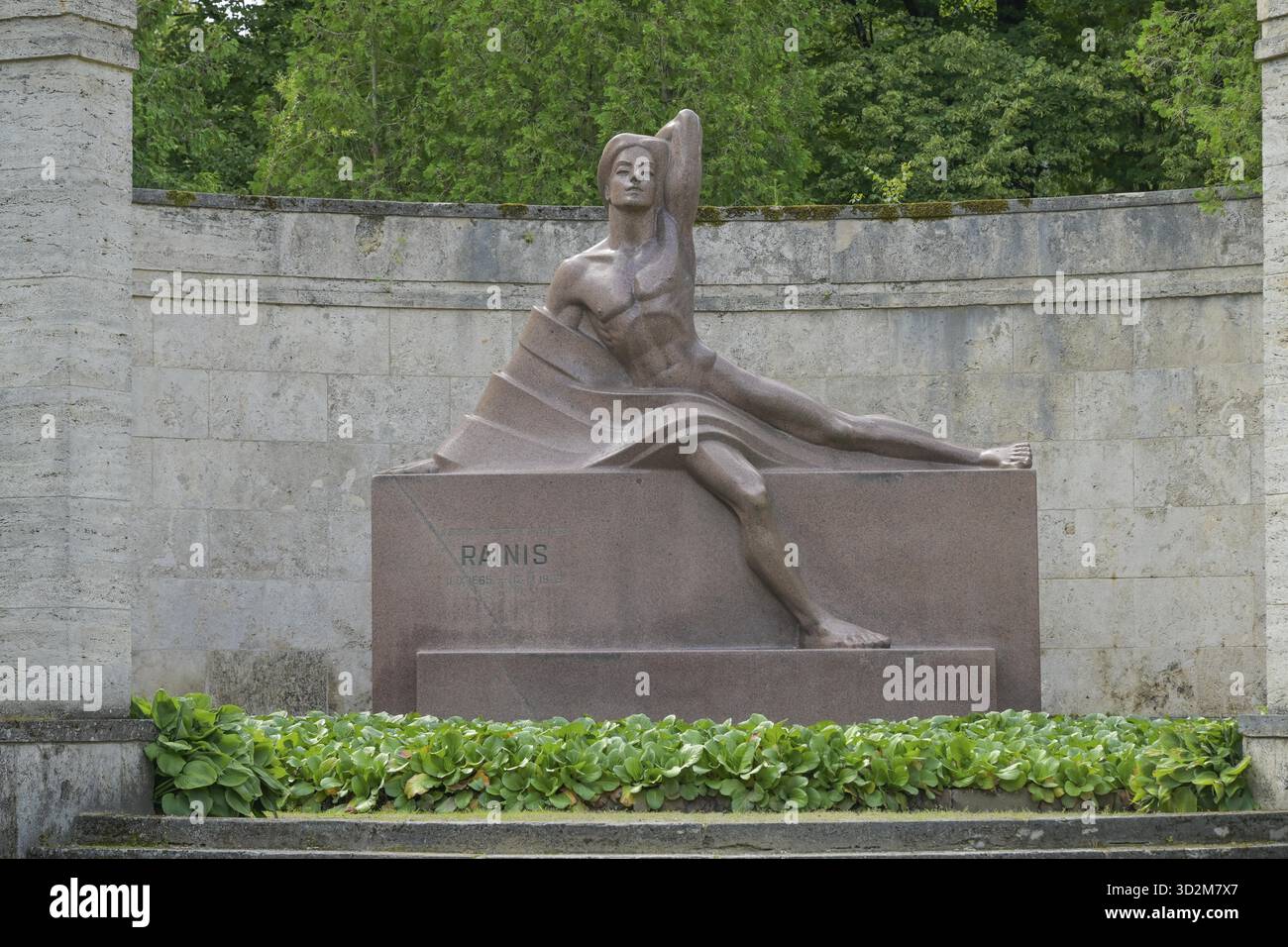 Tomb, statue of Latvian poet Rainis, Meza Kapi forest cemetery, Riga ...