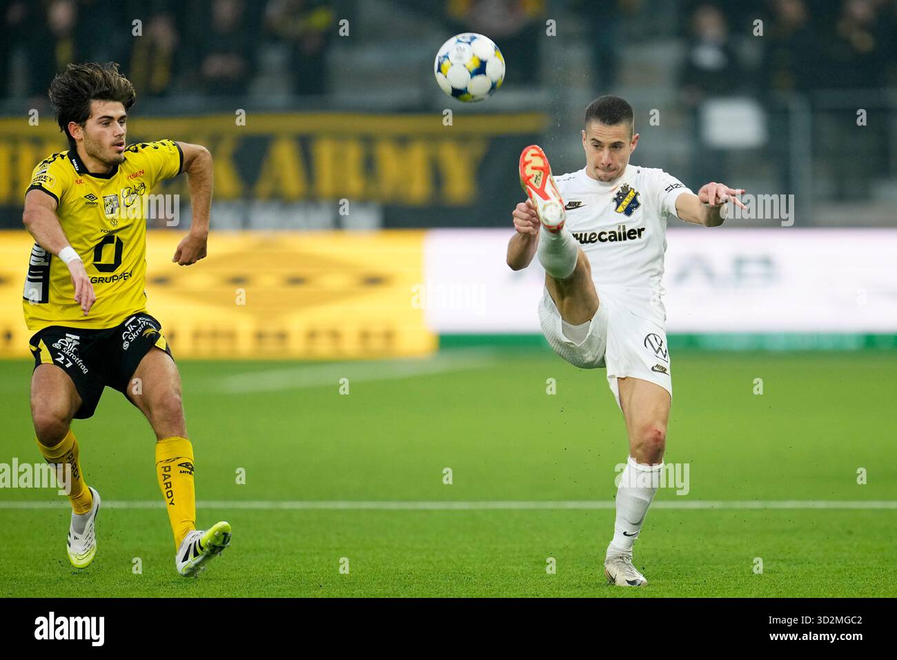 BORÅS, SWEDEN 20251102Elfsborg's Besfort Zeneli and AIK's Dino ...