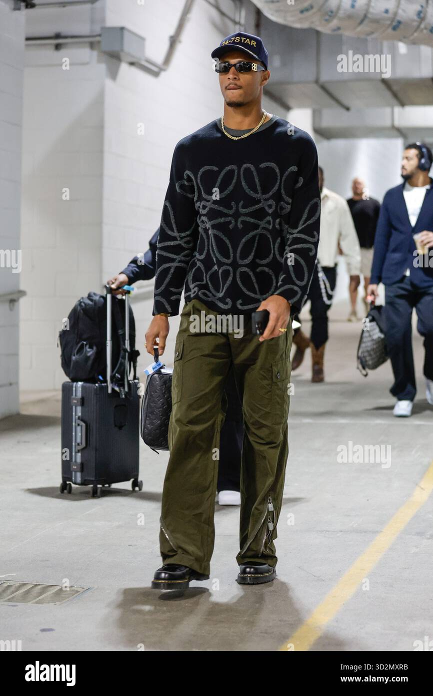 Los Angeles Chargers cornerback Benjamin St-Juste arrives at Nissan ...